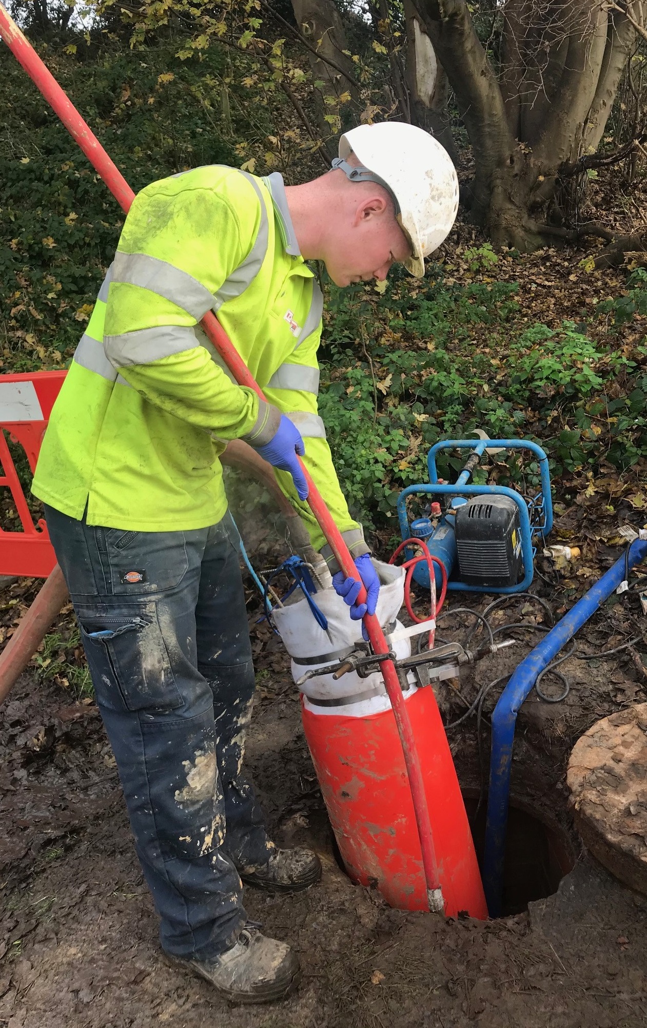 DrainsAid repair freshwater culvert using steam cure - DrainsAid